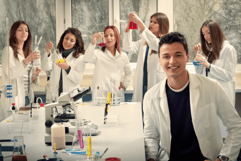 200+ Best Math Group Names (Cool And Catchy Ideas)